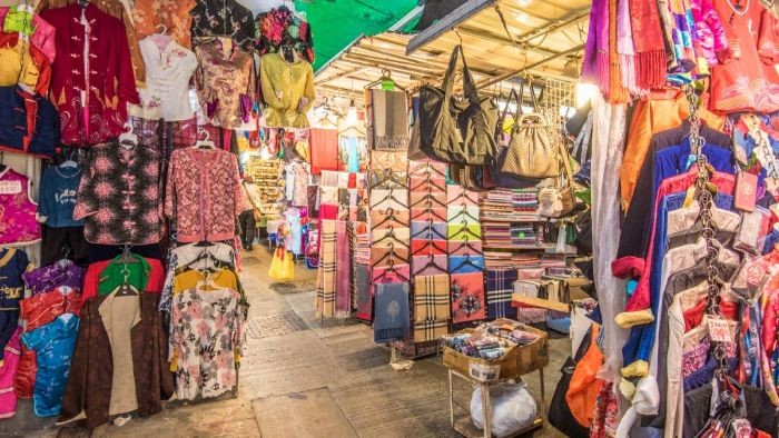 Li Yuen Street East and West (Fashion) | Hong Kong Tourism Board
