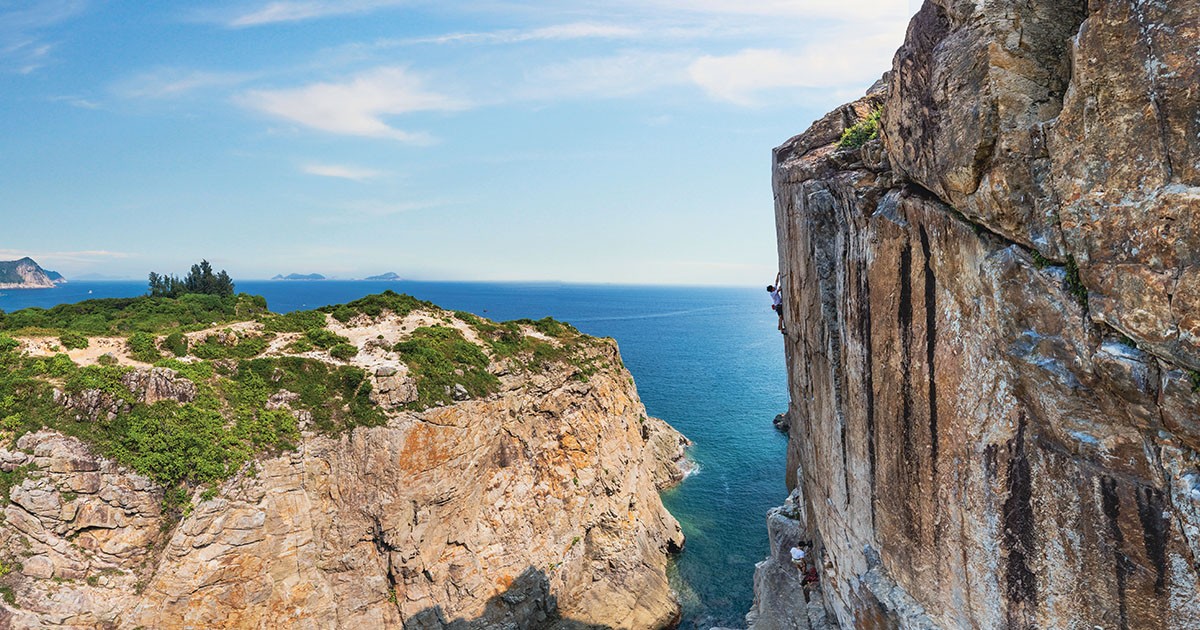 Rock Climbing on Tung Lung Chau | Hong Kong Tourism Board